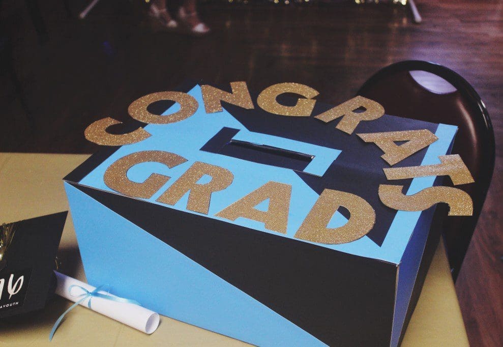 2022 Scholarships Available | Metropolitan Kappa Youth Foundation